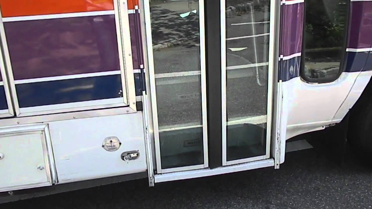 2001 Ford Econoline MINI BUS - YouTube
