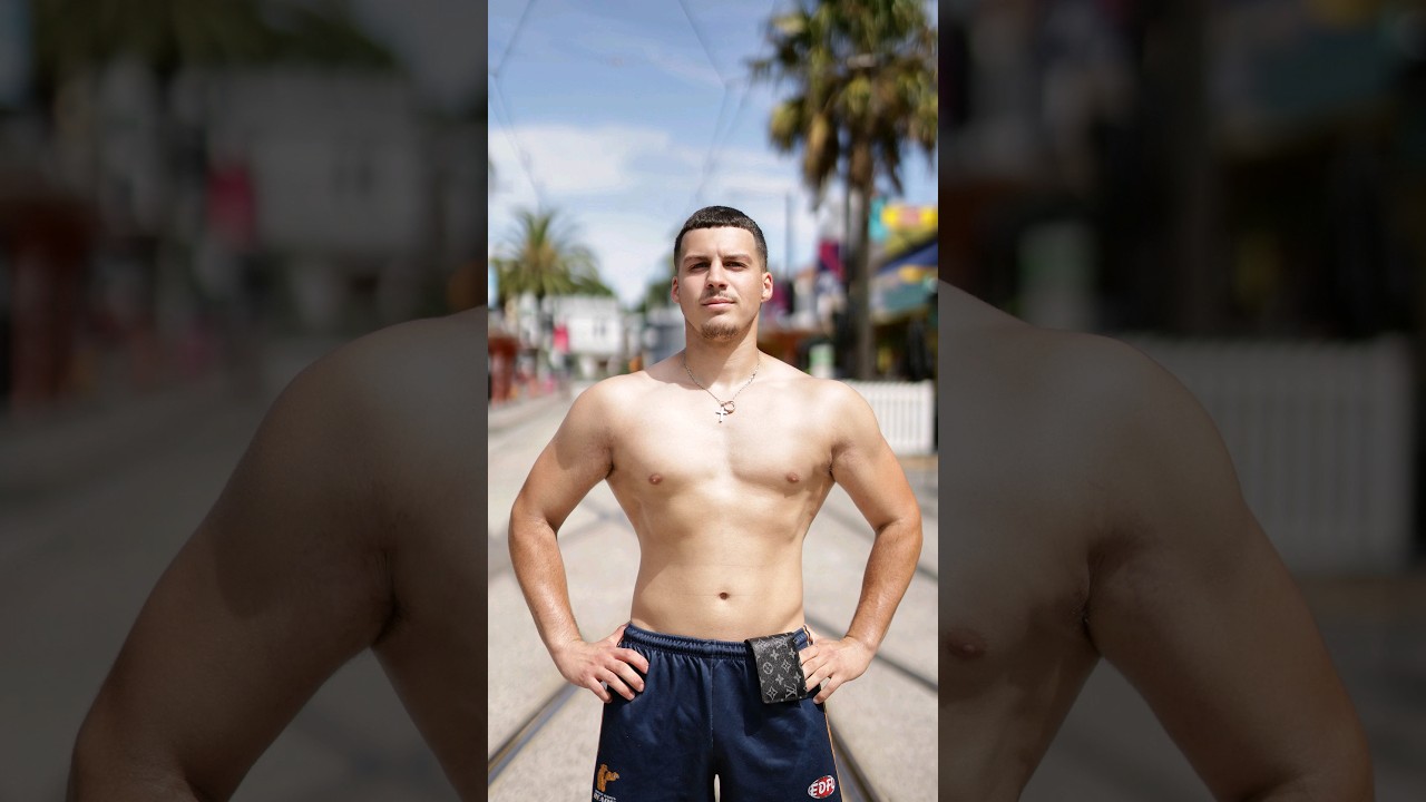 Got two bodybuilders in a row. What are the chances? This time Stephen ...