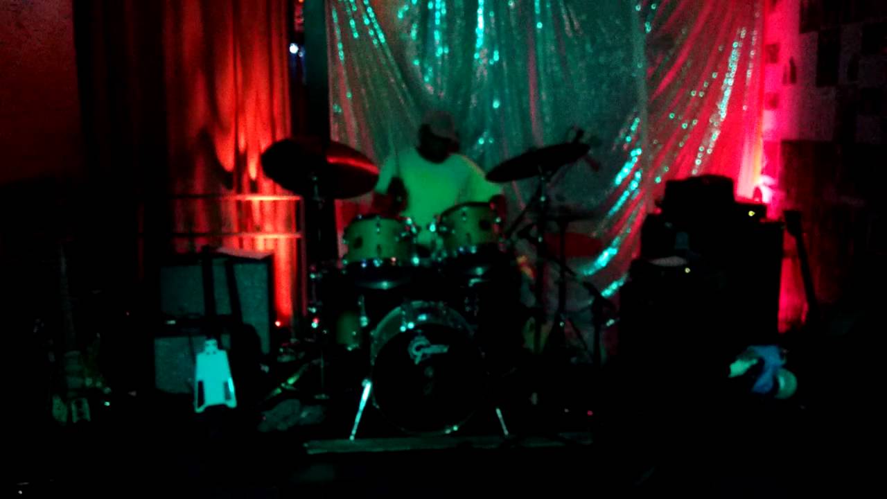 Marc Edwards Drum Solo (live at Don Pedro 8/6/16) - YouTube