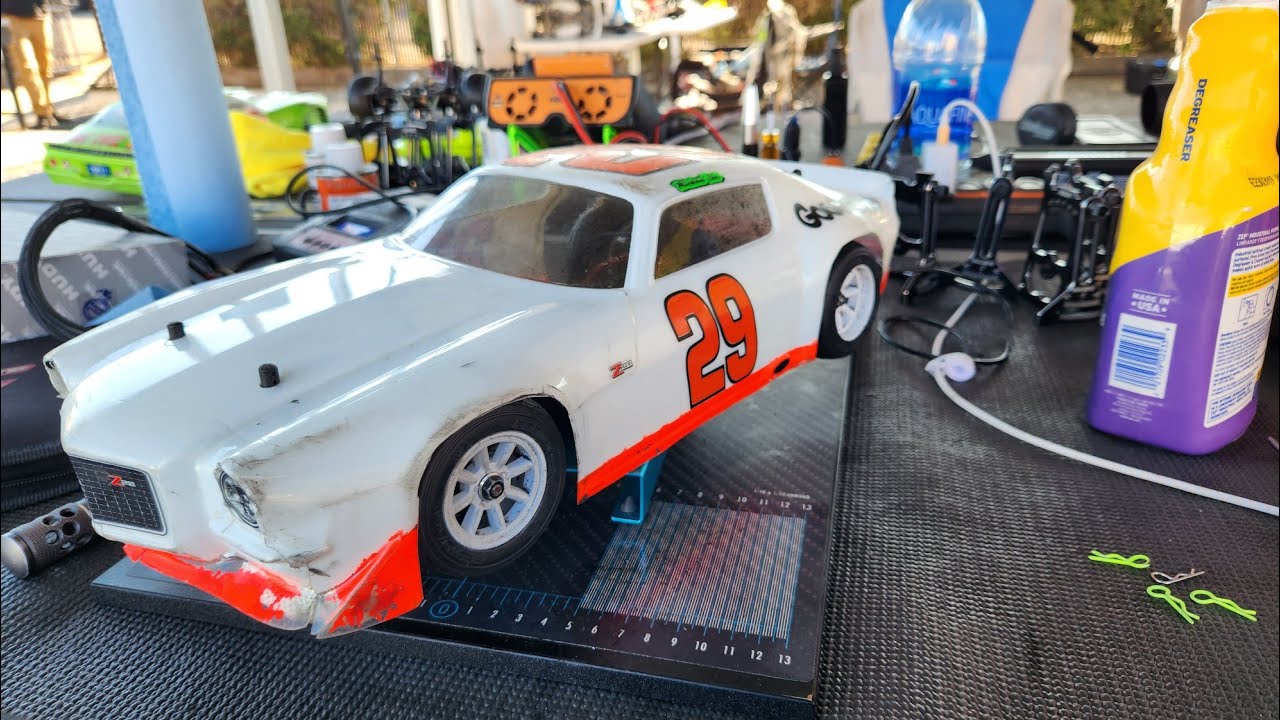 11 - 11 - 23 | Ripon RC Speedway | Club Race - YouTube