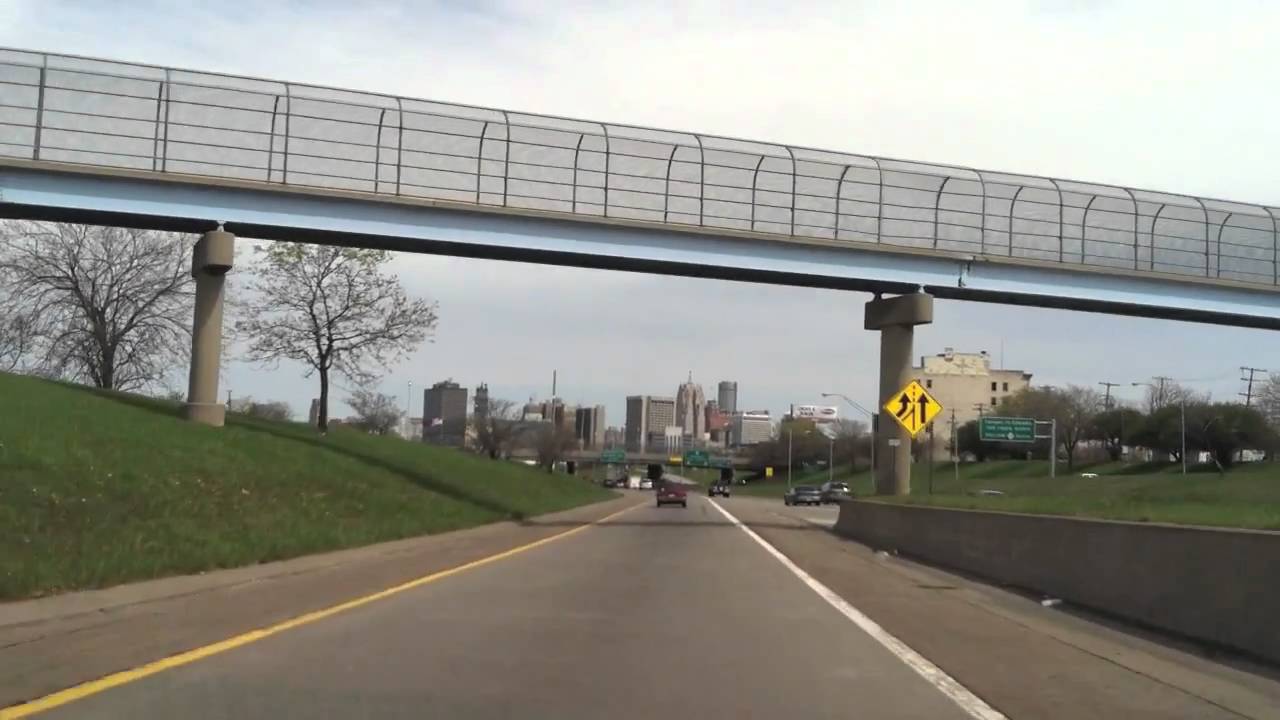 Jeffries & Chrysler Freeways through Downtown Detroit - YouTube