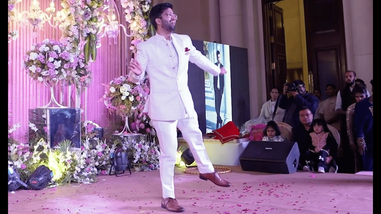 BOLLYWOOD WEDDING DANCE | Performance at Sangeet Night - YouTube