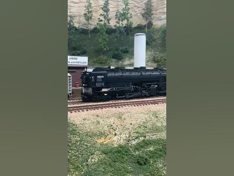 SP 4104 Arrives At Ricrock SAMRA#modeltrains #funrun #texas #hoscale #dcc #fun #southernpacific ...