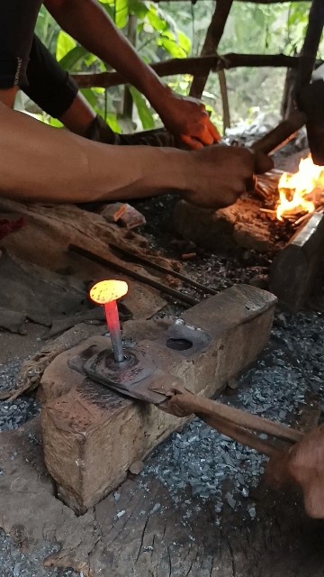 Forging ⚒️💯 Steel Under Fire - Hard Work in Every Strike!⛏️💯⚒️⚒️⚒️⛏️🔨💯🔨 ...