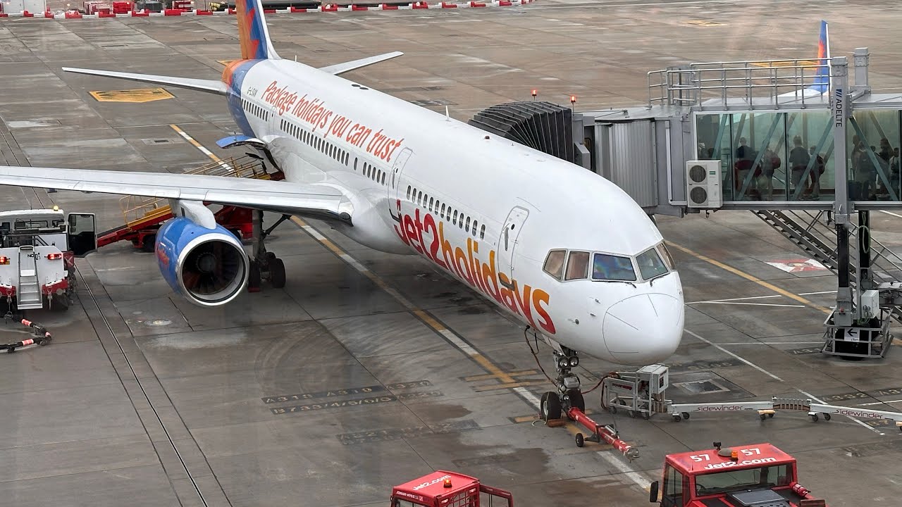 My last ever Jet2 Boeing 757 flight! G-LSAN from Manchester to Mahon 14 ...