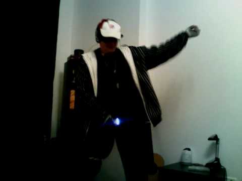 Funny retard dancing to i know u want me :D - YouTube
