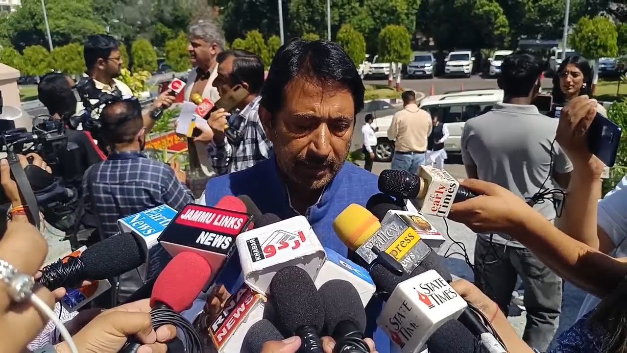 Congress stands with govt to eradicate terrorism: G A Mir - YouTube