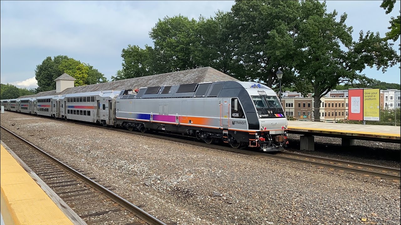 NJ Transit Bombardier ALP-45A 4536 First Day Solo Revenue Service On ...