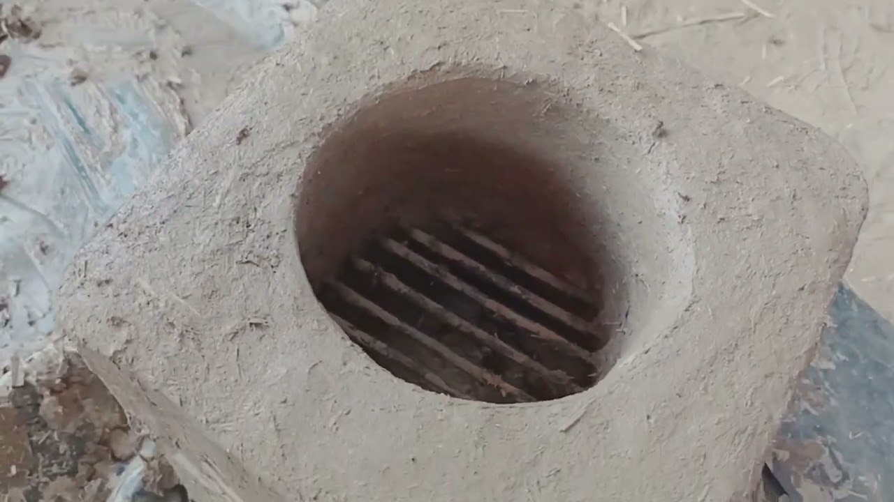 How to make a tandoor, angithi/Sigdi. Mitti ki angithi.🫕@Village ...