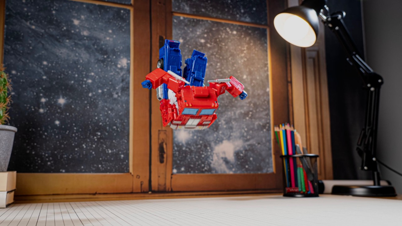 Hasbro transformers SS86 Optimus Prime Stop Motion and Immersive play ...