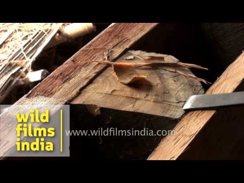 Boat makers create wooden snake boats, Kerala - YouTube