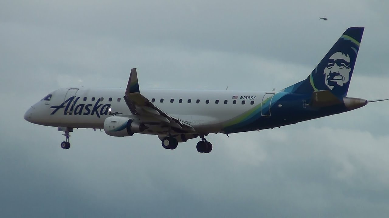 Alaska Airlines (SkyWest) ERJ-175 [N189SY] Landing Portland Airport ...