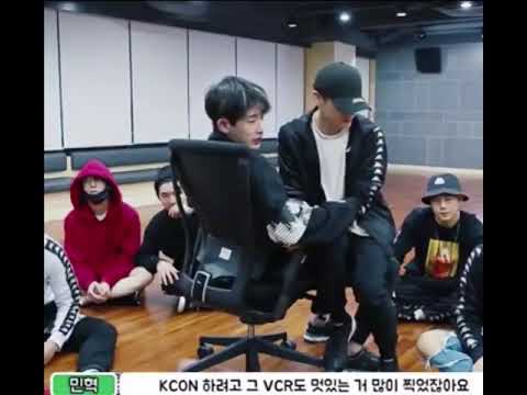 Monsta x Wonho and Changyun flirting