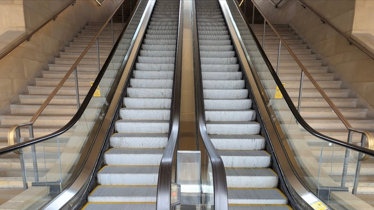 Schindler Escalators (Set 2) - Fashion Island - Newport Beach, CA - YouTube