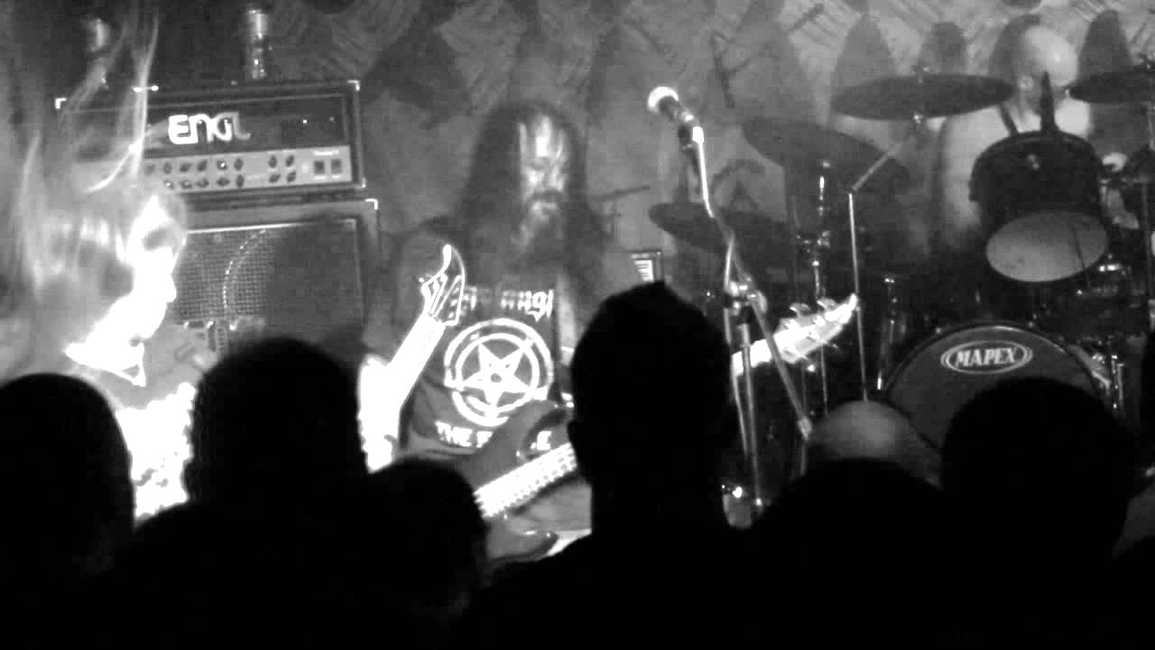 Onslaught "Shellshock" live in Bristol 2013. - YouTube
