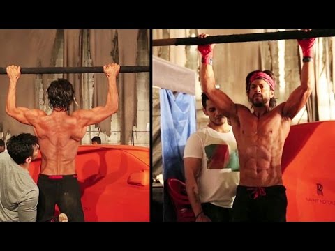 Shah Rukh Khan: 'Made my eight-pack abs in 40 days, I'm naturally ...
