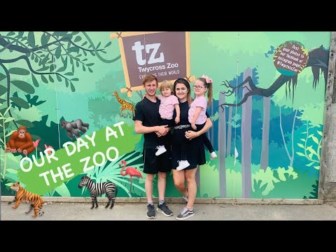 OUR DAY AT THE ZOO! - YouTube