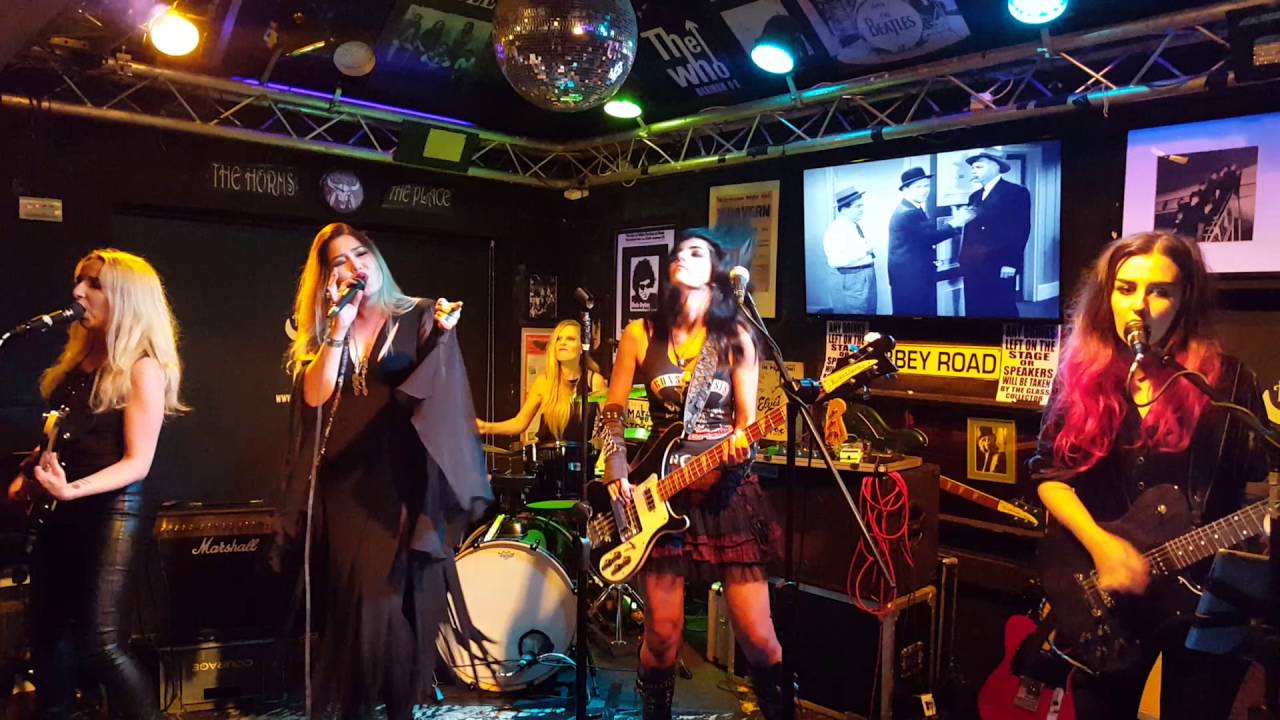 DORJA REACHING OUT THE HORNS WATFORD 21 JULY 2016 - YouTube