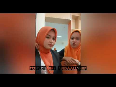 Video Viral Model Hijab Pegawai Bank Cantik