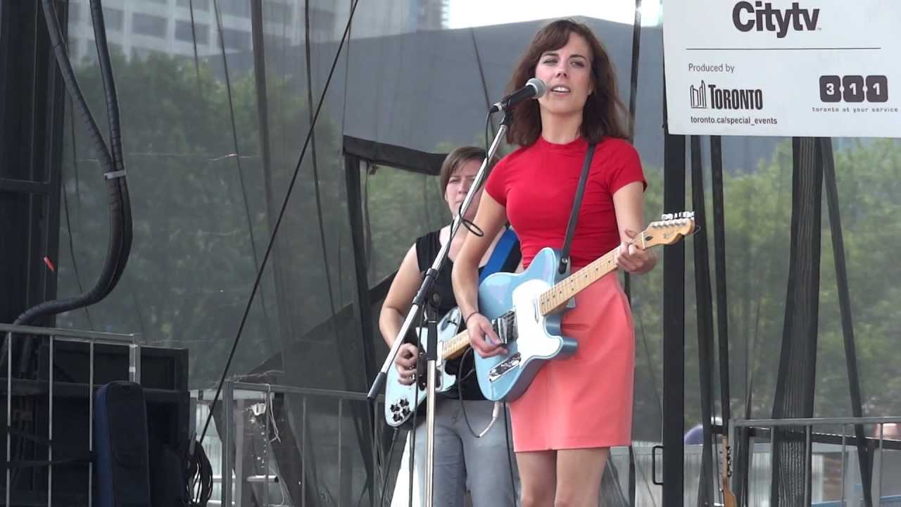 Roxanne Potvin - Keep Your Head - YouTube