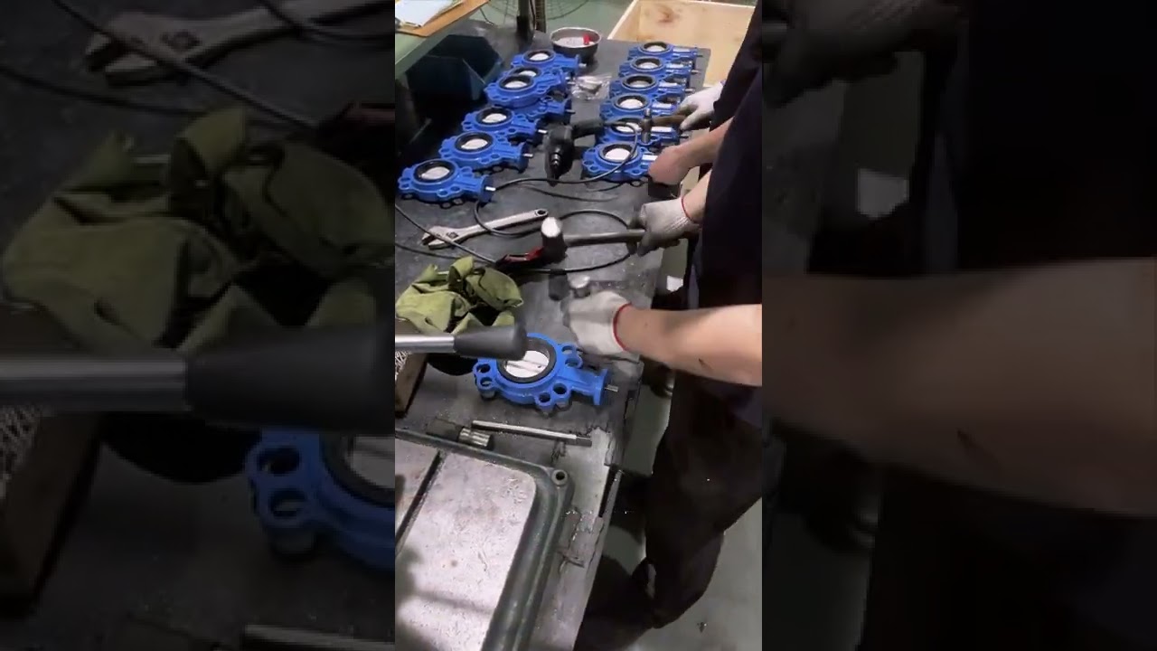 How is the wafer butterfly valve produced---TWS Valve - YouTube