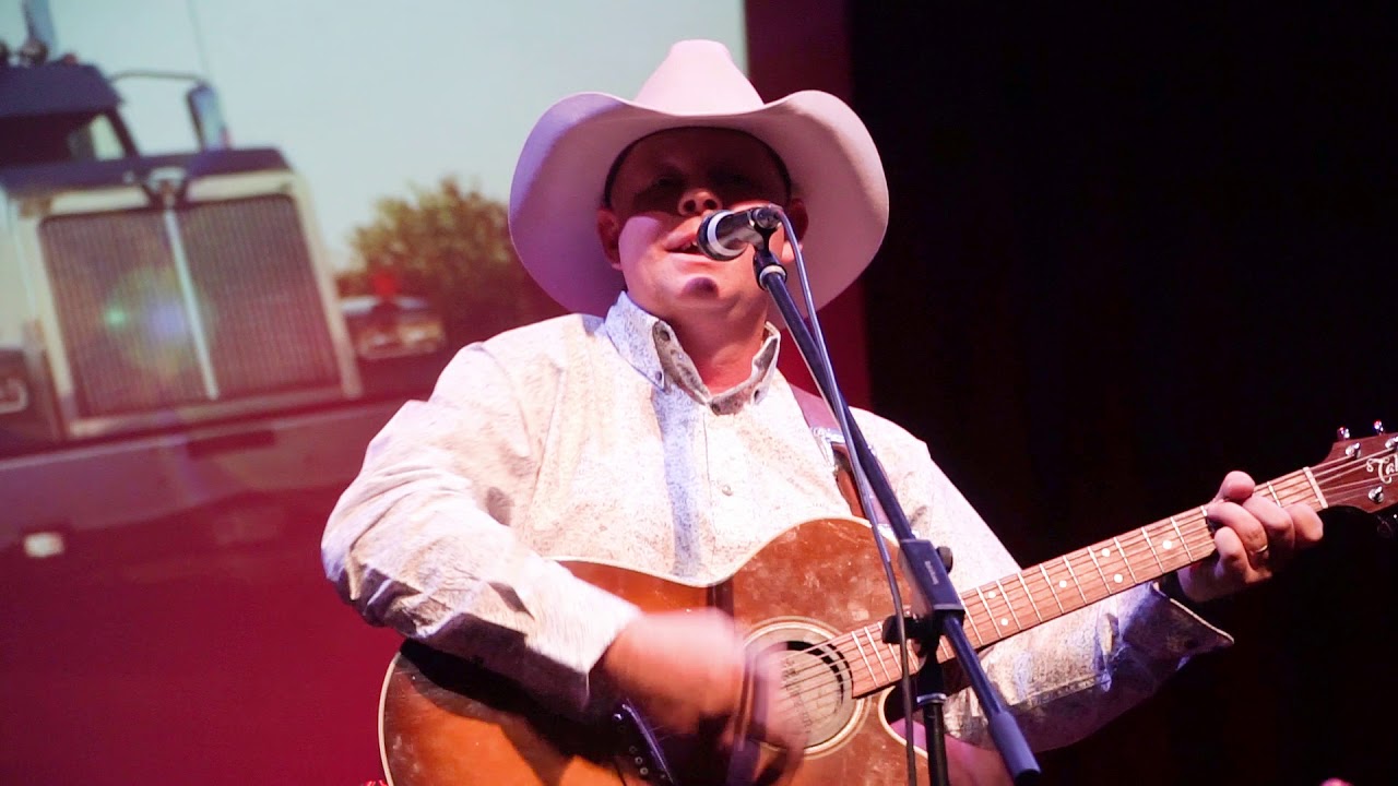 Travis Sinclair with his daughter Oakley - I'll be home soon - YouTube