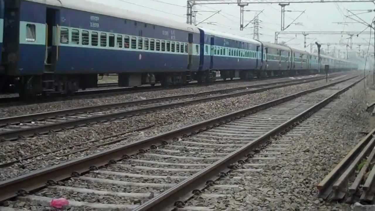 INDIAN RAILWAYS WAP7 30258 with Mahakoshal Exp towards Delhi.MP4 - YouTube