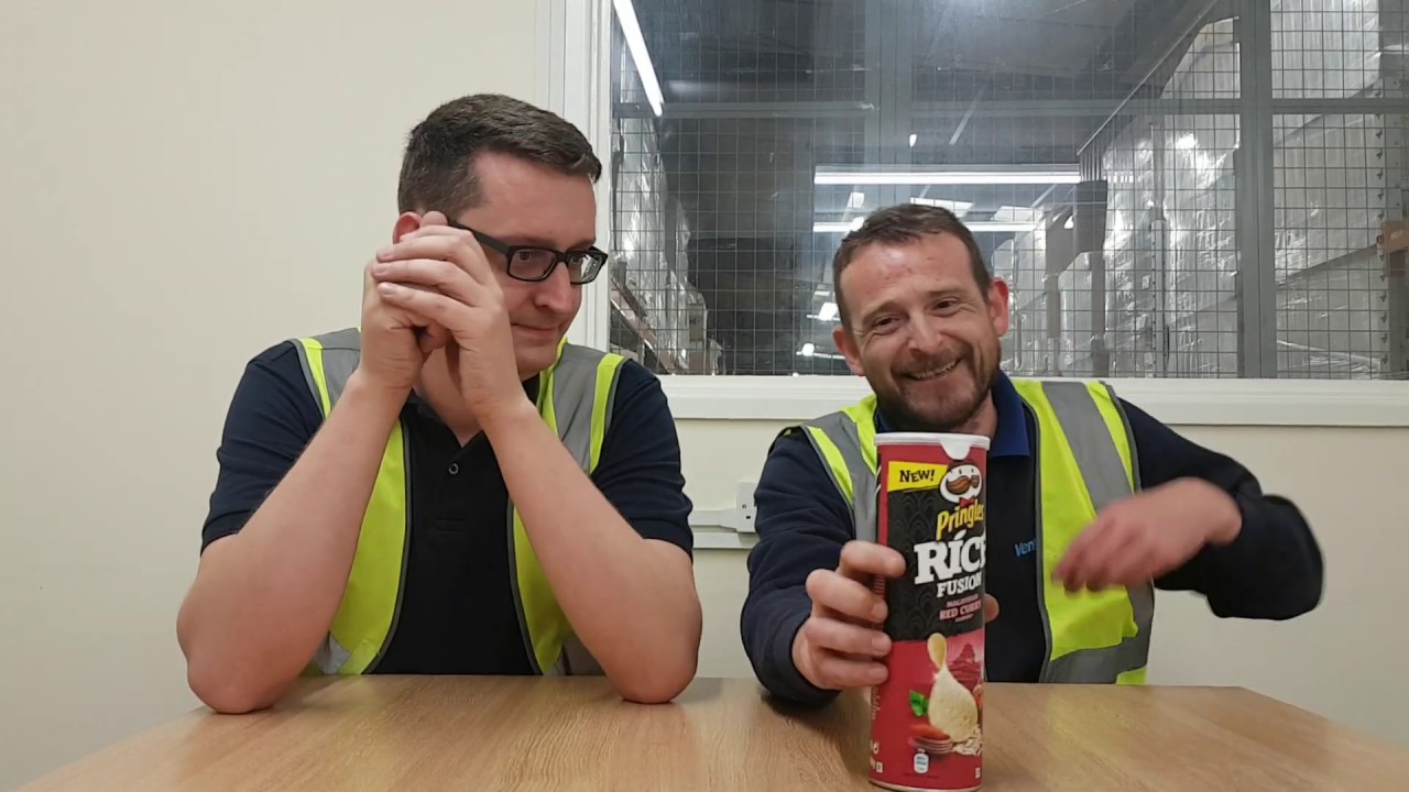 Pringle Rice Fusion Red Curry Flavour Review - YouTube