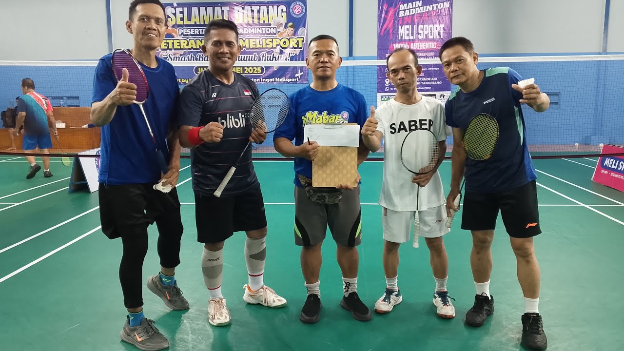 Badminton Halim sedang live sekarang! - YouTube