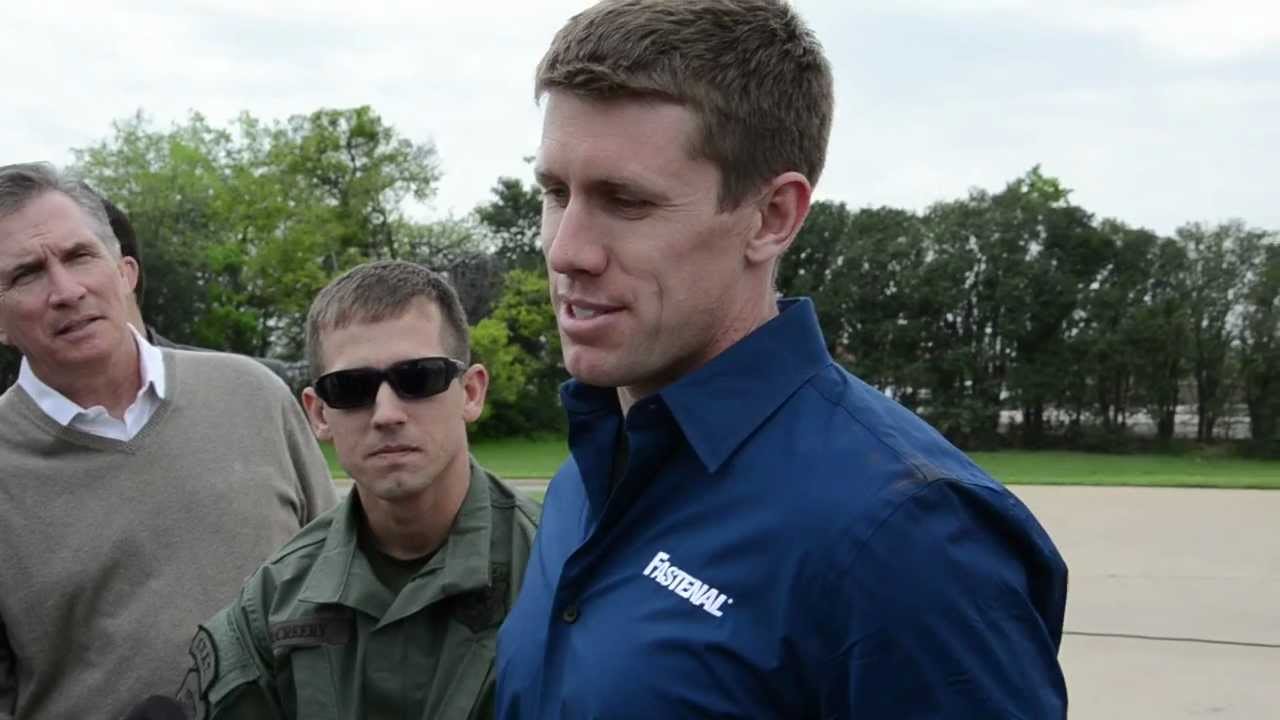 Inside the FWPD: Carl Edwards trains with Fort Worth SWAT - YouTube