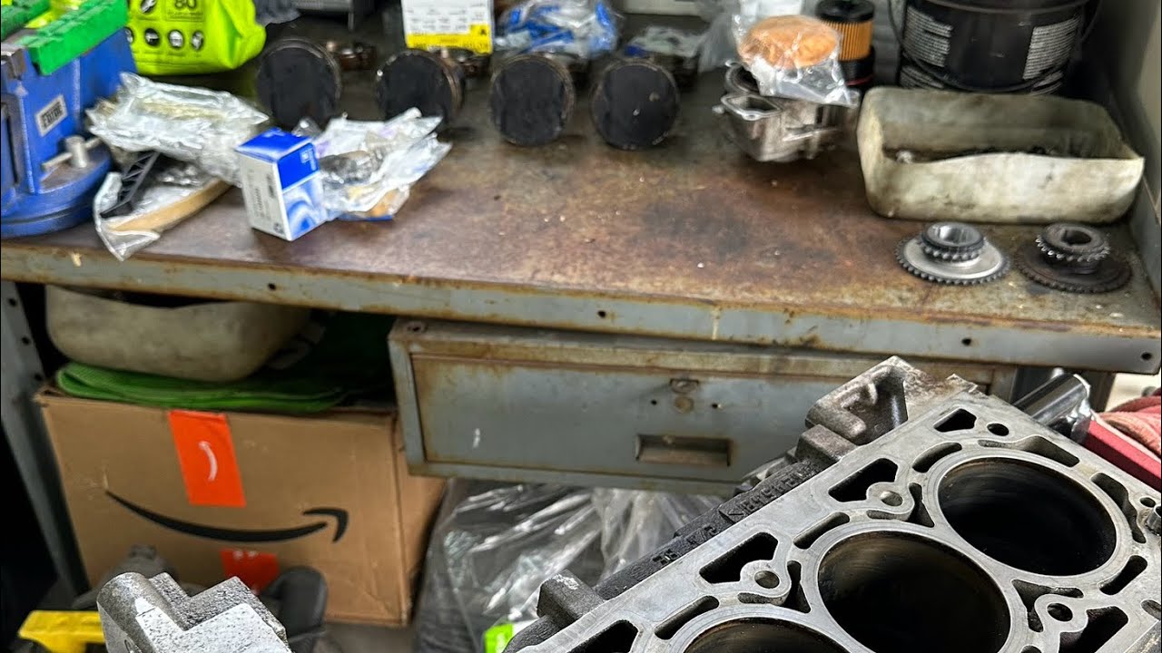 2006 HHR Engine Build Part 1. How To Build A 2.4 Ecotec Engine - YouTube
