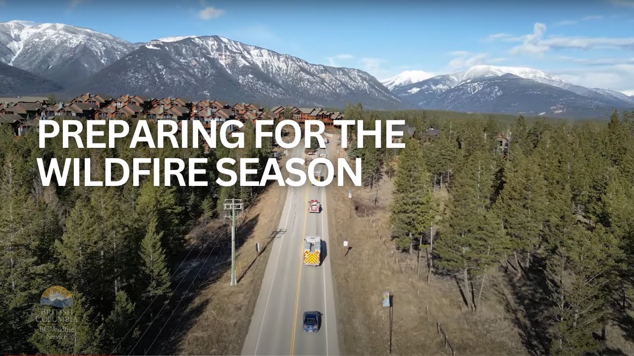 Preparing for wildfire in Invermere, B.C. - YouTube