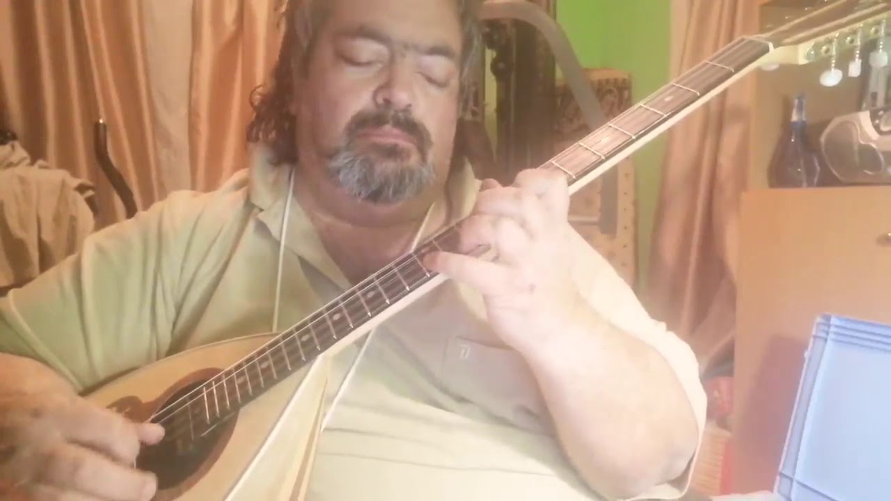 ειναι αργα χιωτη - YouTube