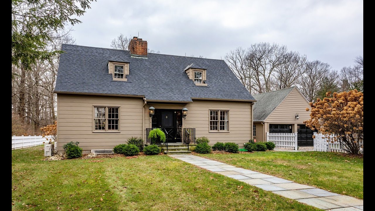 15 Library St Salisbury CT - YouTube