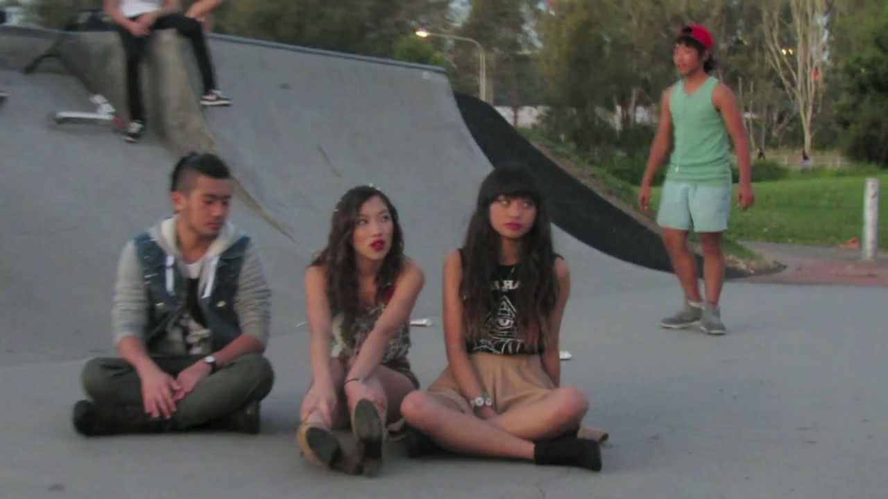 MGMT KIDS Photo-shoot: Behind The Scenes - YouTube