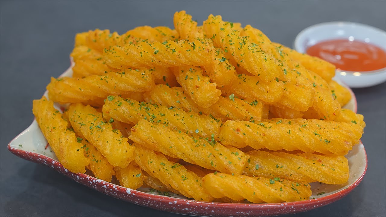 Easy Potato Recipe ! Simple and delicious ! Crispy French Fries ...