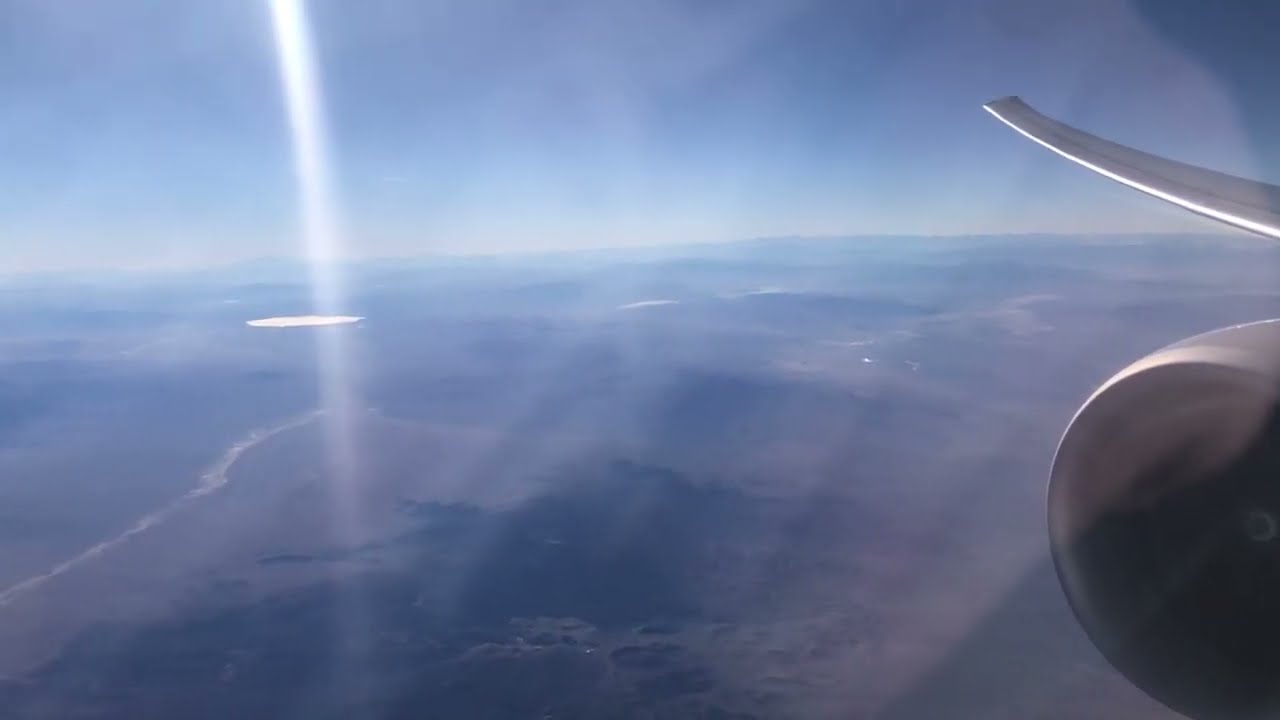 United Airlines Boeing 777-300ER - Full Flight #2483 - San Francisco to ...