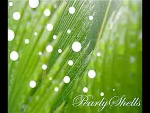 Pearly Shells On Ukulele - YouTube