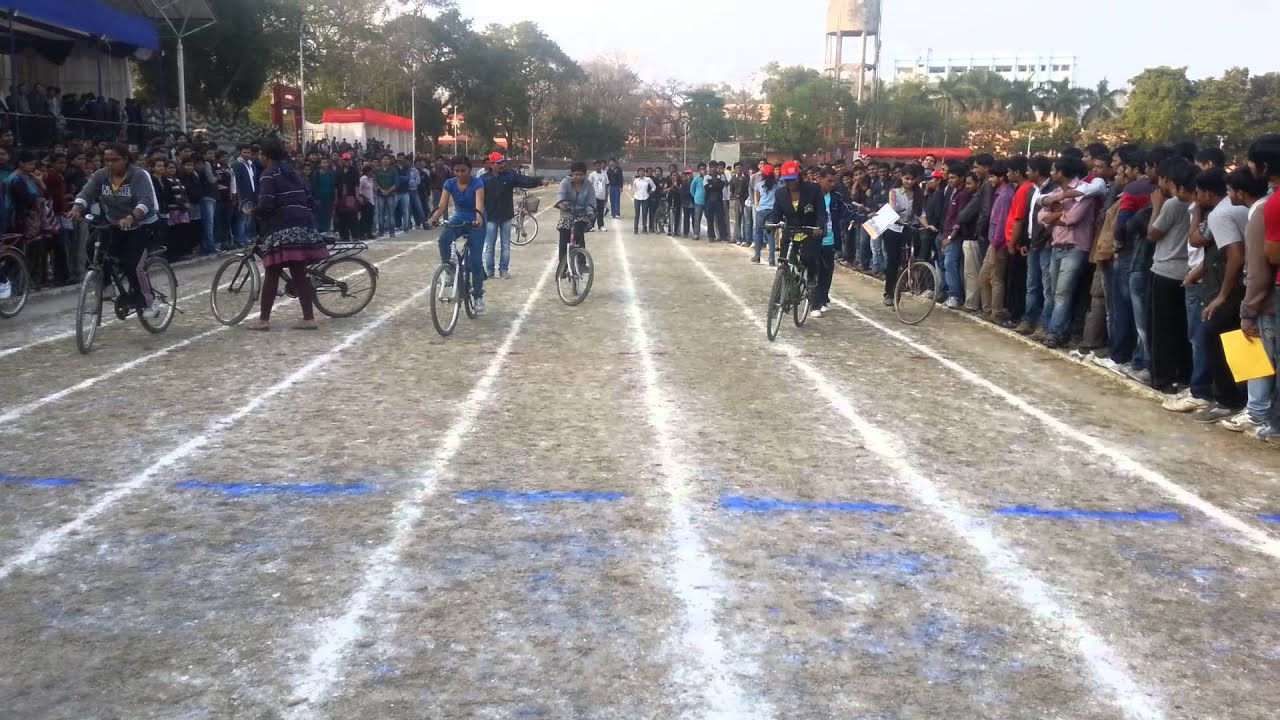 Women slow cycle race 2 - YouTube