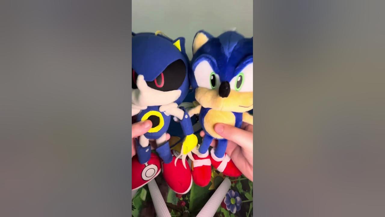 Unboxing the Sanei Sonic 2024 plush - YouTube