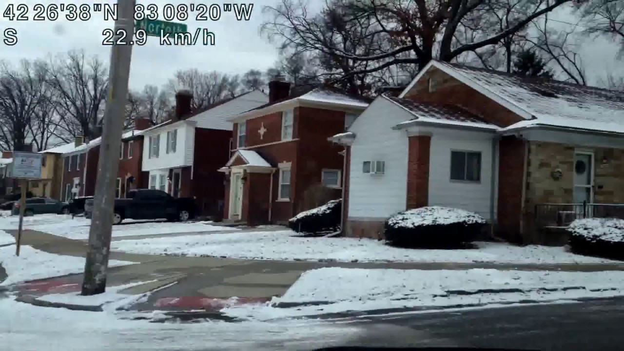 Driving from Eastpointe, Michigan to Detroit, Michigan - YouTube