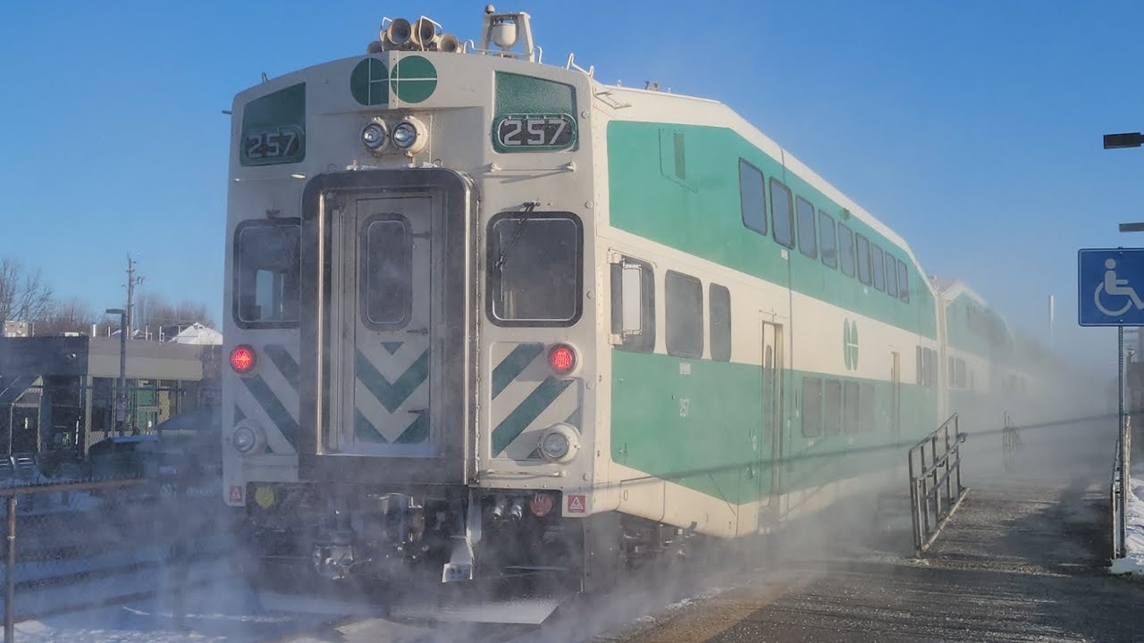 (Equipment Move) (2 Mid Old Cabs 235 & 238) GO E-1858 (Hamilton Express ...