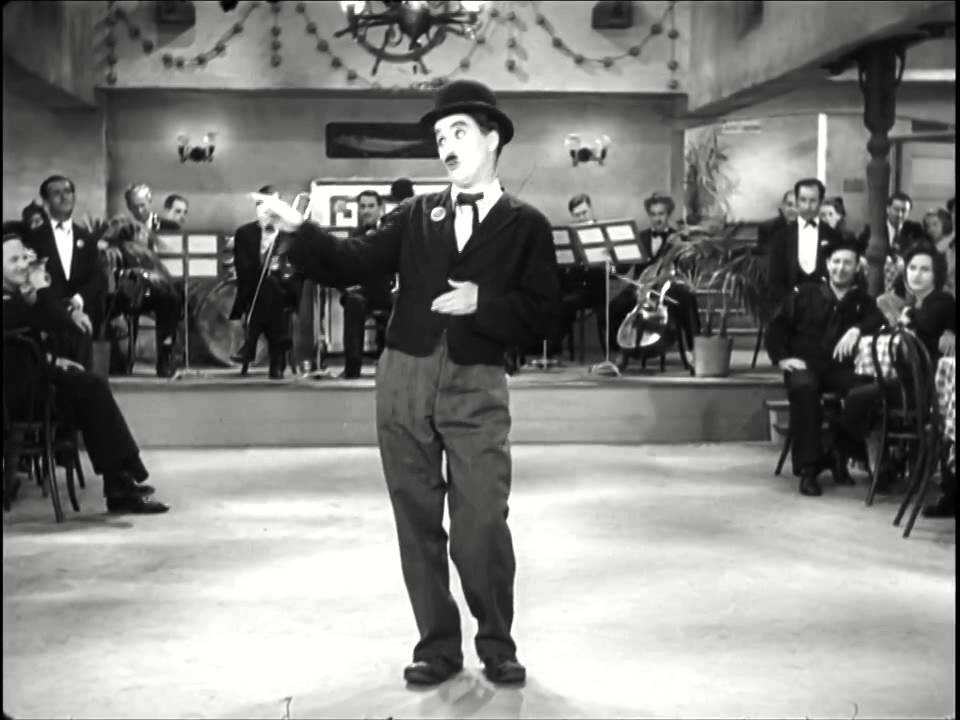 Charlie Chaplin's Italian Gremlo Pantomime - YouTube