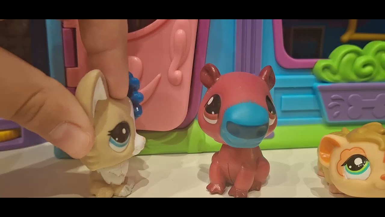 Random unboxing-olás Nira módra a barátommal - YouTube