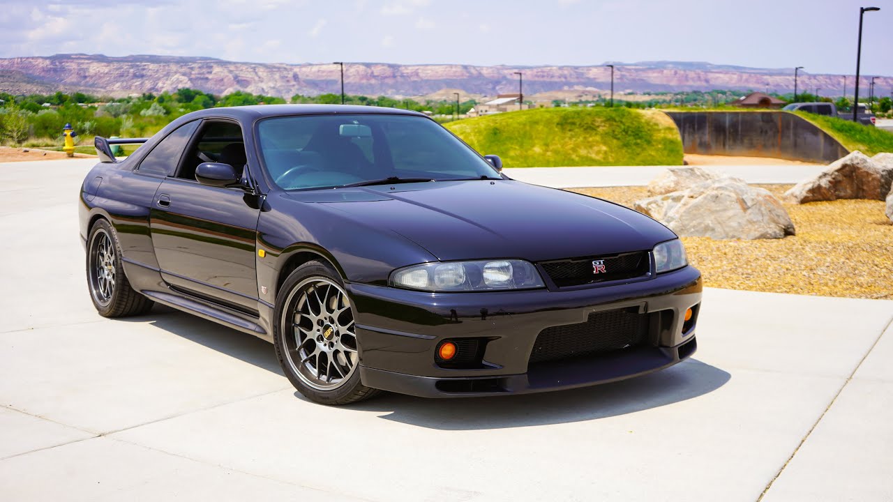 R33 Nissan Skyline GT-R Full Review - YouTube