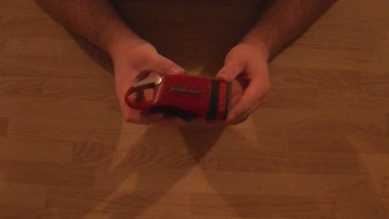Energizer Weather-Ready Wind-up Flashlight Review - YouTube