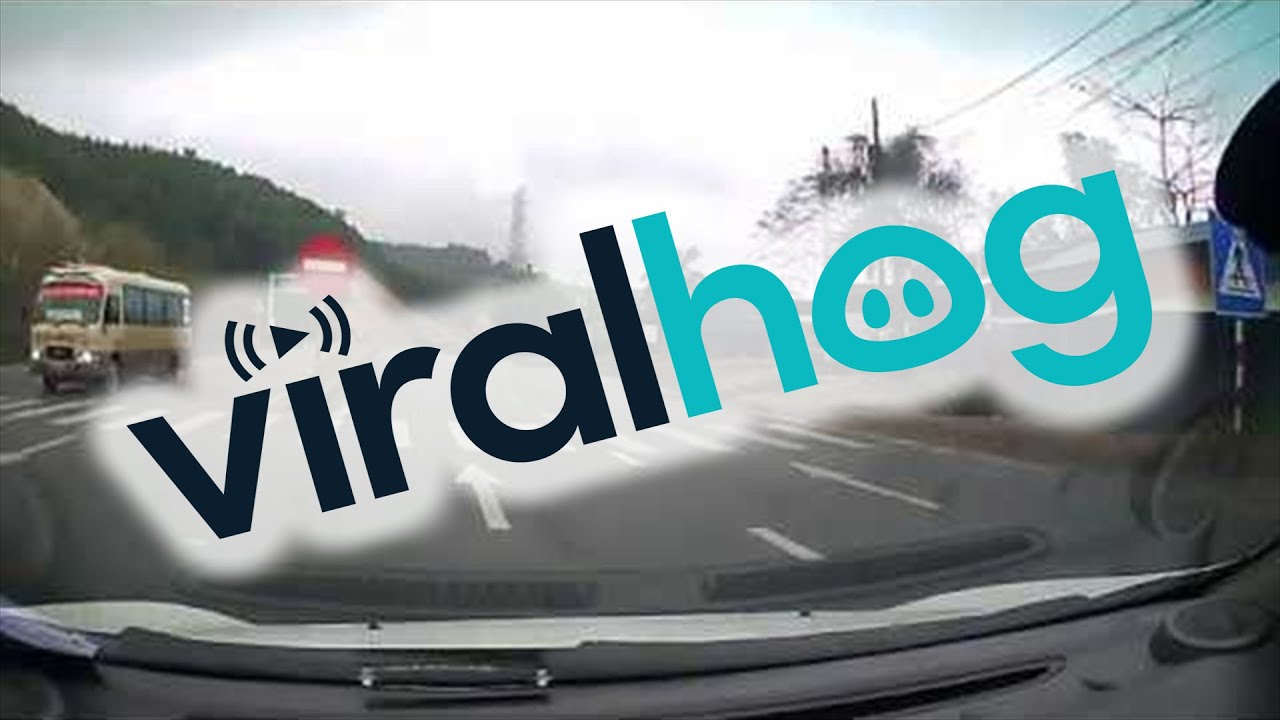 Good Samaritan Rescues Baby Crossing the Road || ViralHog - YouTube