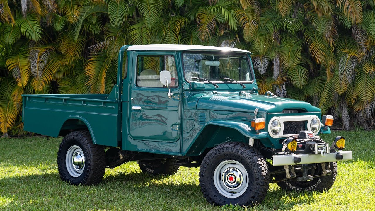 1978 Custom Toyota FJ45 Detailed walk-around - YouTube