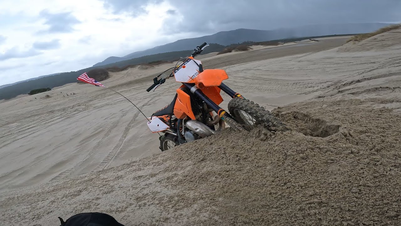 Sandlake OHV soft sand crash. - YouTube