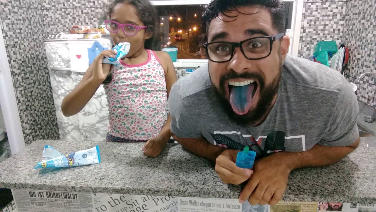 PICOLÉ QUE DEIXA A LÍNGUA AZUL!!! - YouTube